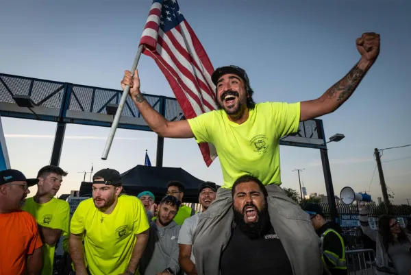 ILA Reaches Tentative Deal on Wages, Suspends Strike After Three Days ...